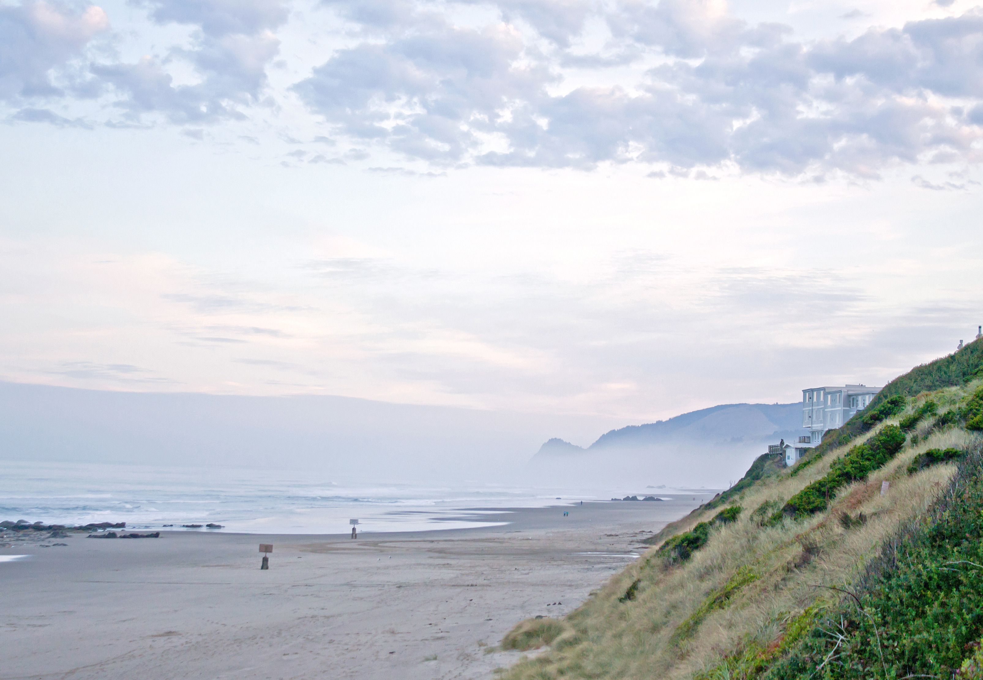 beach-life_fykoH8u_ – Julies Travel Service